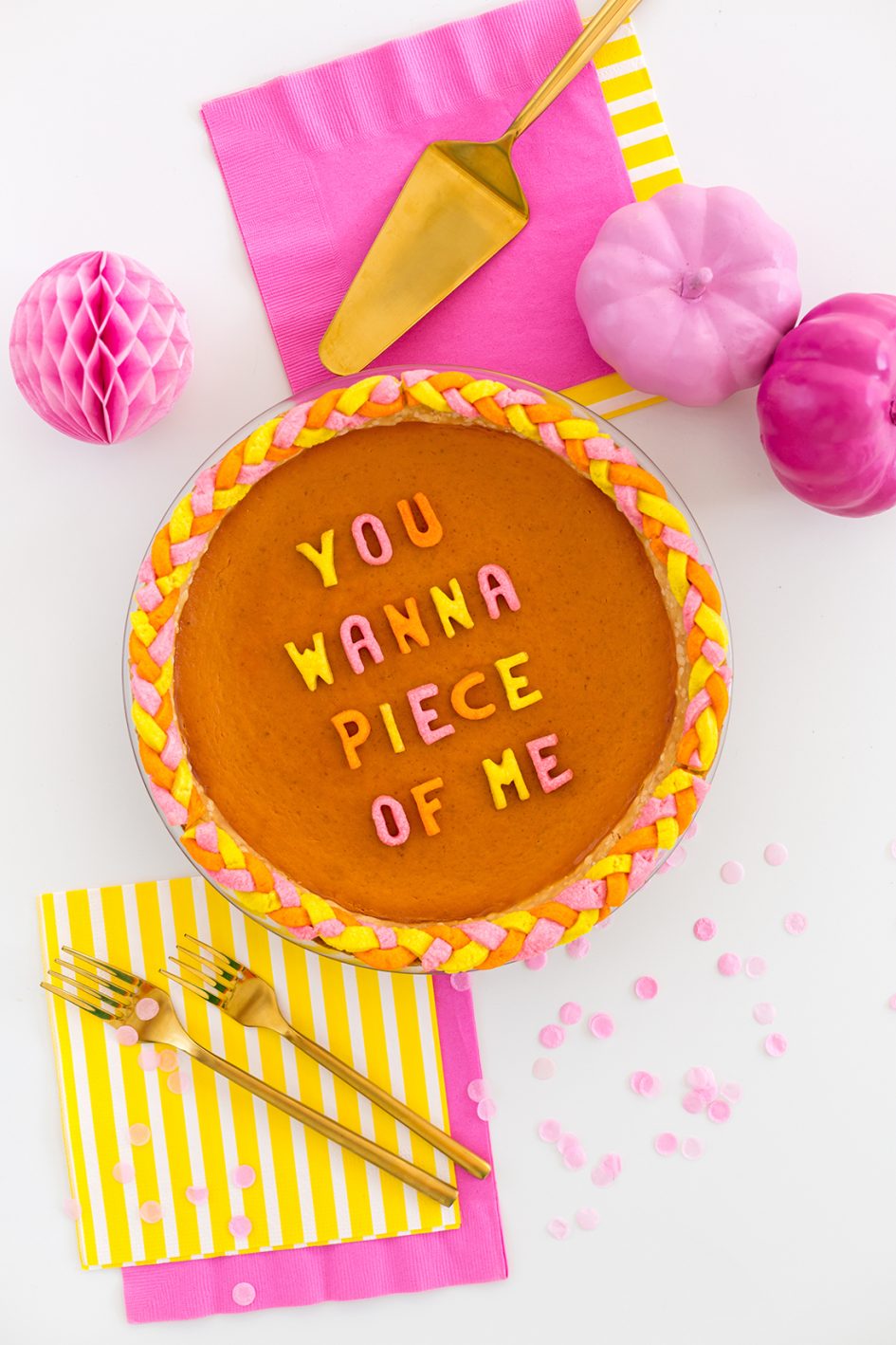 9 NOW Ideas: Bake a Pretty Pie Crust - Make and Takes