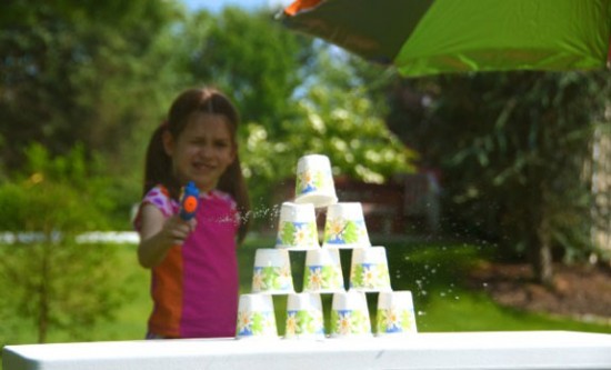 15 DIY Water Toys to Make for Summer - Make and Takes
