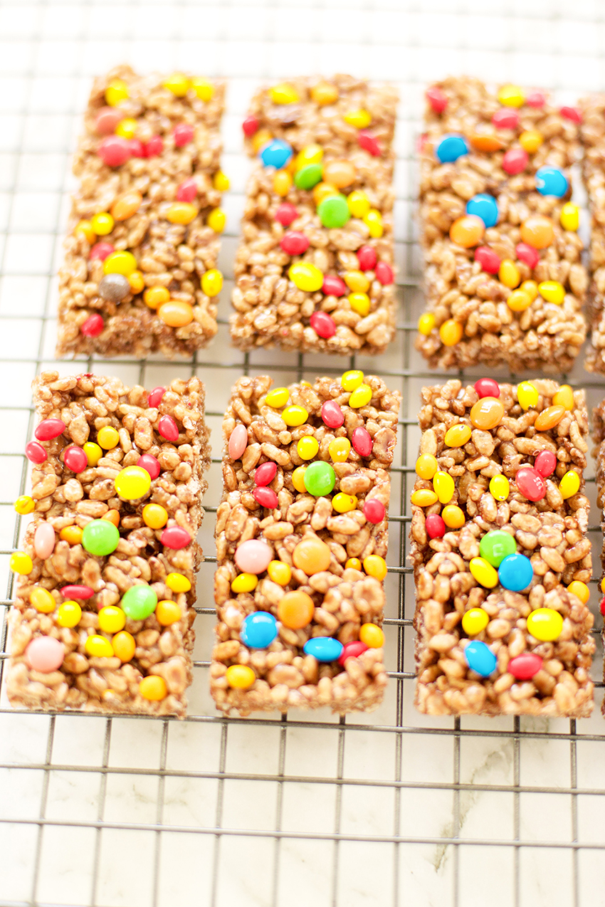Chewy Granola Bars for Snack Time - Make and Takes