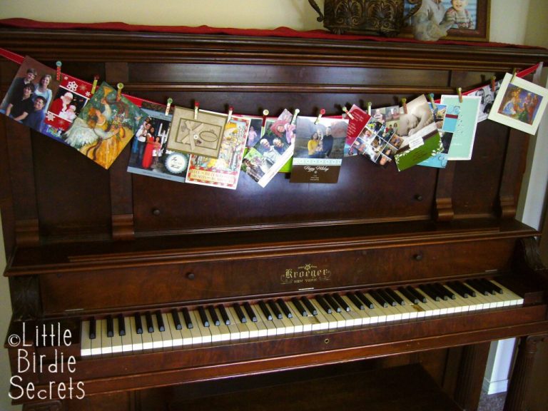 Christmas Card Garland Tutorial - Make and Takes