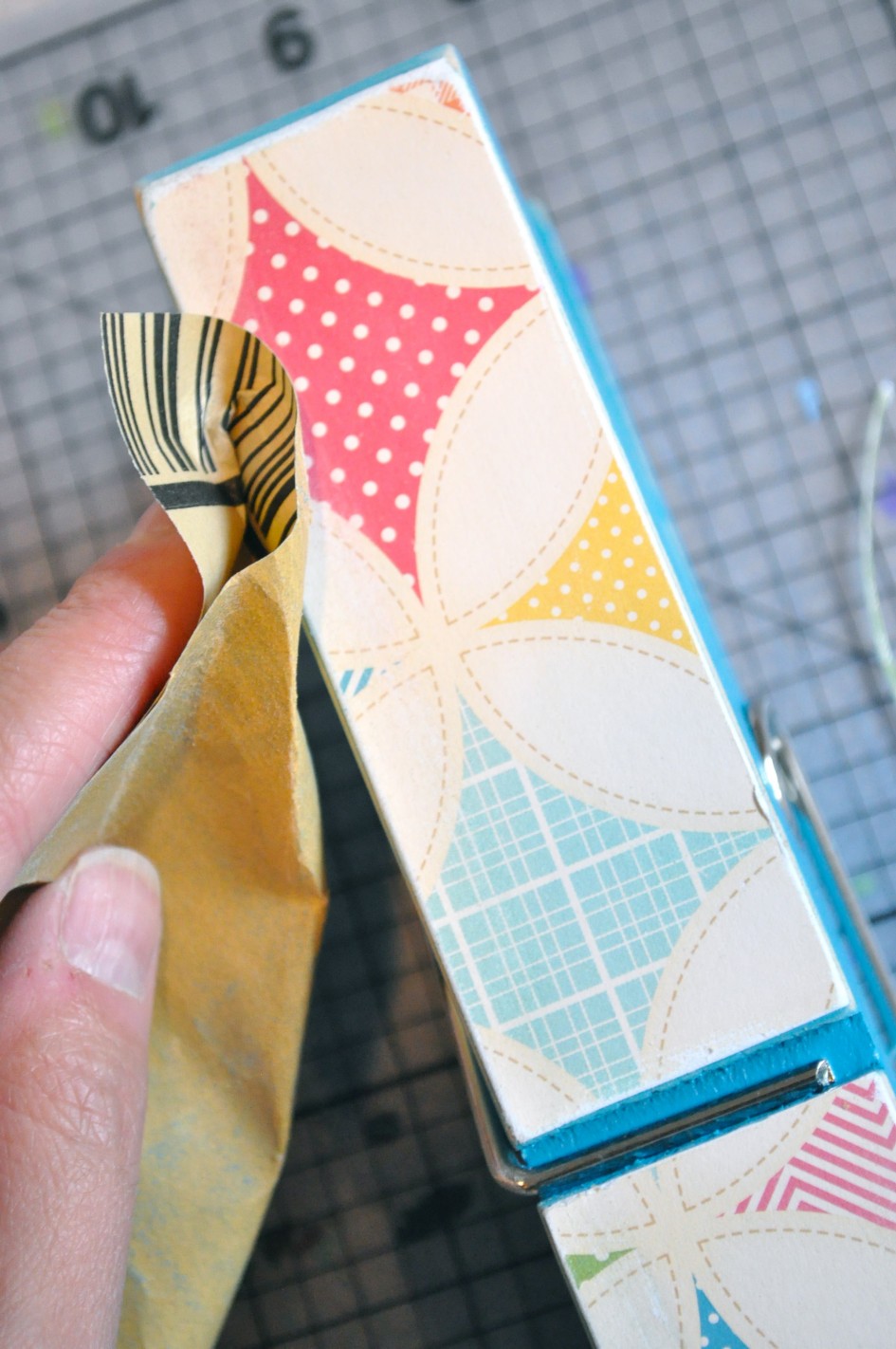 Easy Recipe Card Holder - Make and Takes