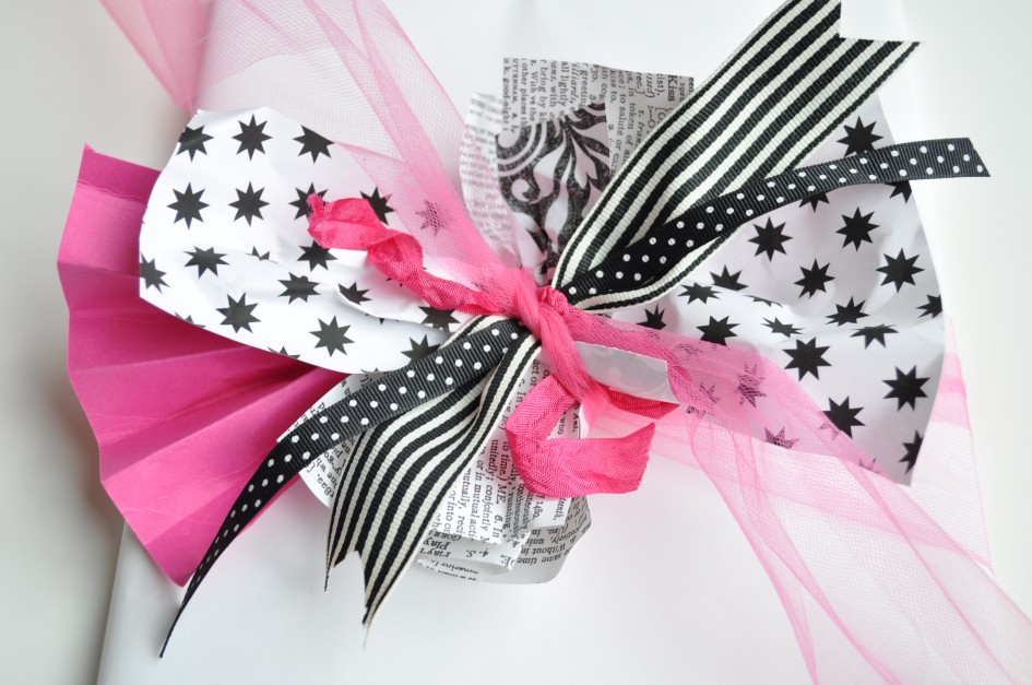 Easy Scrap Gift Bows - Make and Takes