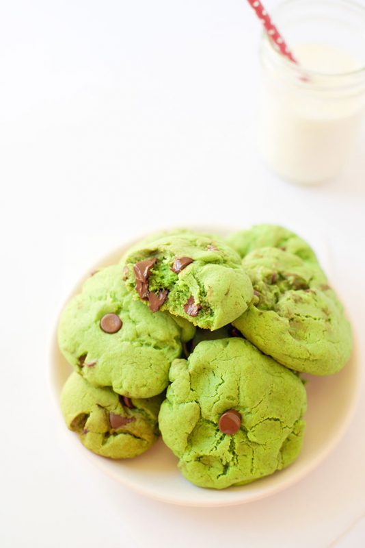 Green Mint Chocolate Chip Cookies - Make and Takes
