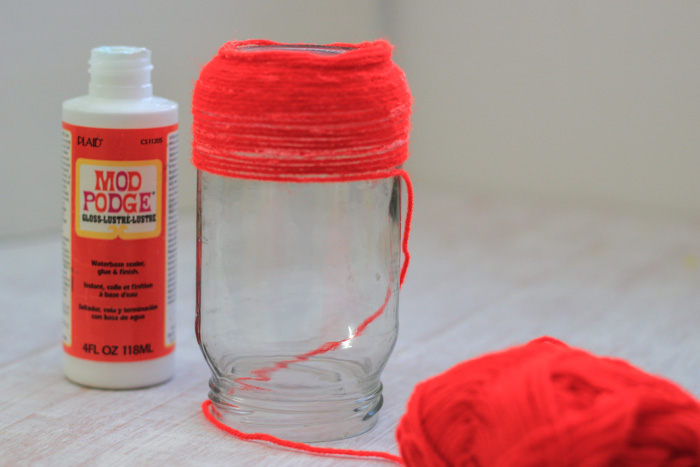 Getting Patriotic with Yarn Wrapped Jars - Make and Takes