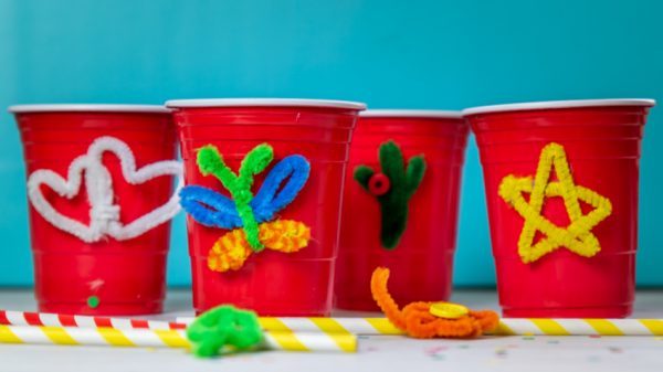 DIY Pipe Cleaner Drink Glass Markers - Make and Takes