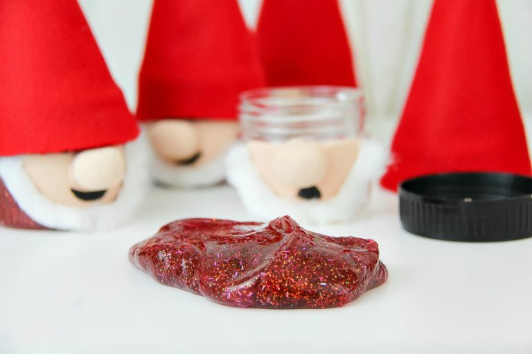 DIY Sherlock Gnomes 'Goon' Slime - Make and Takes