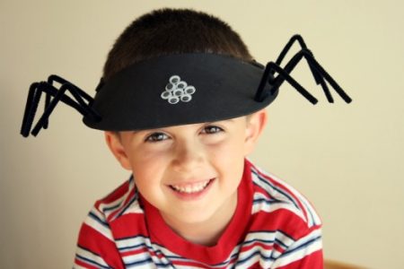 Super Silly Spider Hats - Make and Takes