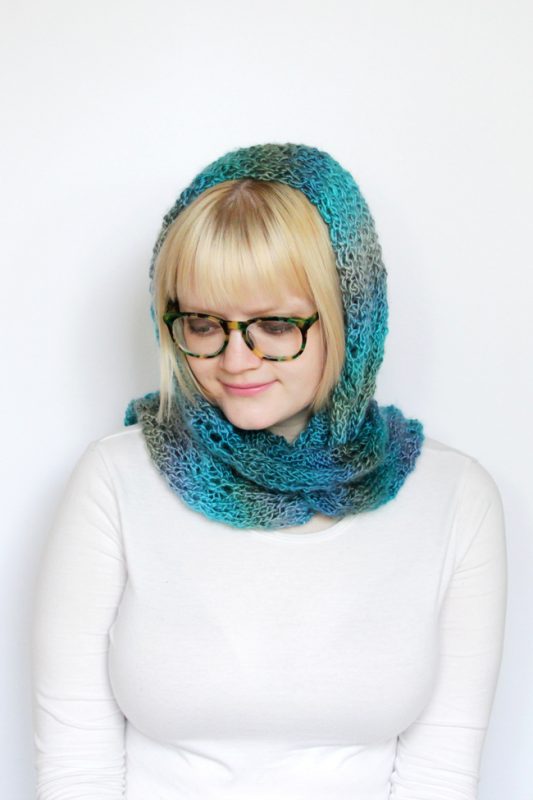 6 Spring Knit Scarf Patterns YOU Can Make! - Make and Takes
