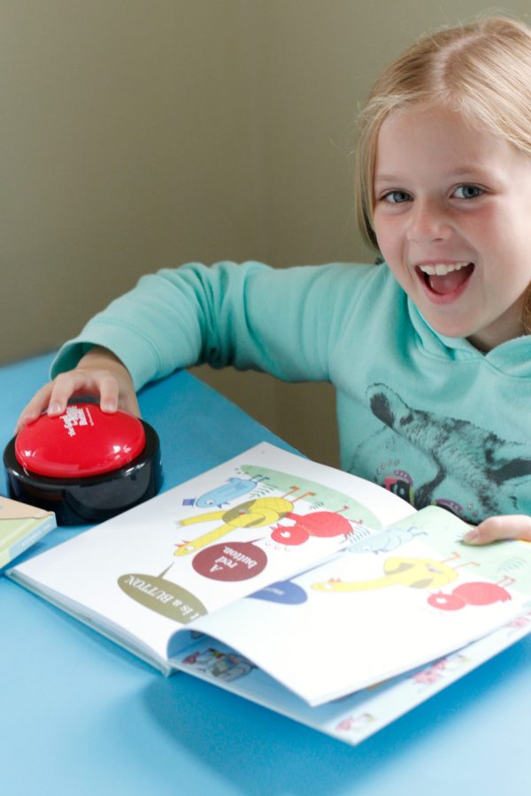 Elephant & Piggie DIY Party Lanterns - Make and Takes