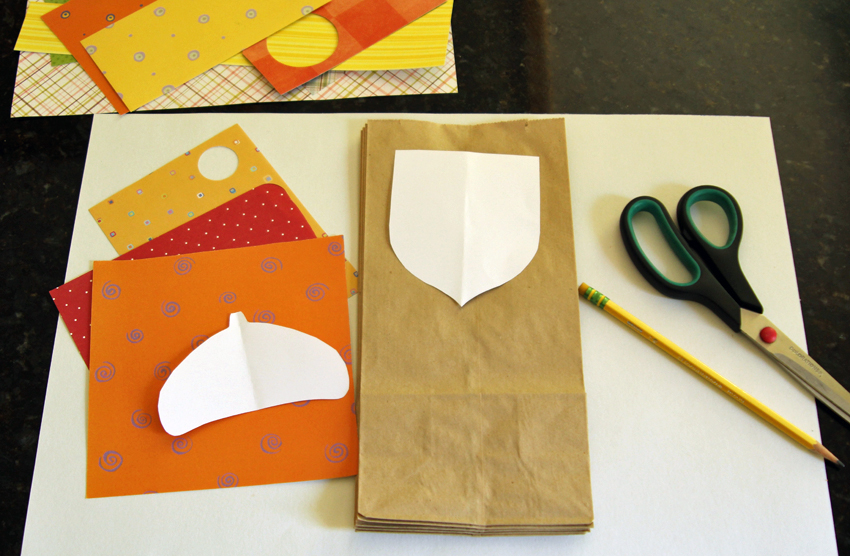 Paper Acorn Garland - Make and Takes