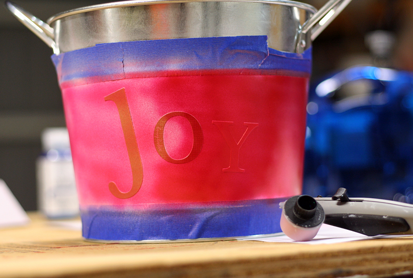 DIY Christmas Joy Bucket and Burlap Bow - Make and Takes