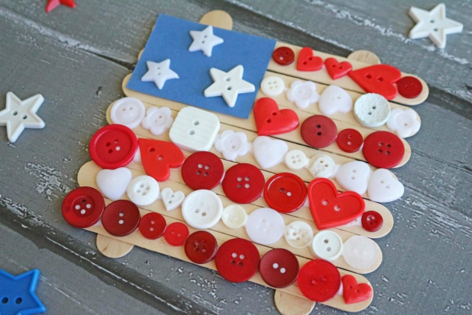 Popsicle Stick Button Flag Kid Craft - Make and Takes