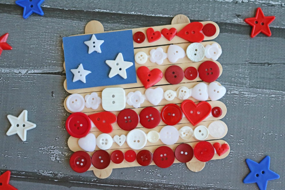 Popsicle Stick Button Flag Kid Craft - Make and Takes