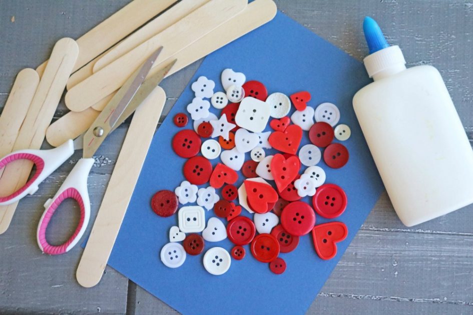 Popsicle Stick Button Flag Kid Craft - Make and Takes