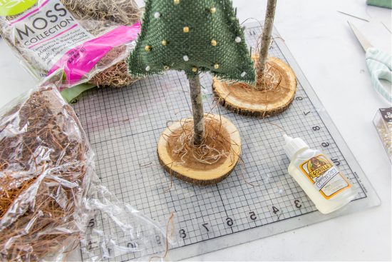 Homemade Burlap Christmas Tree Craft - Make and Takes