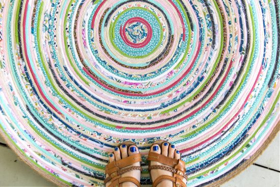 Make a DIY Rag Rug Using Fabric Strips - Make and Takes
