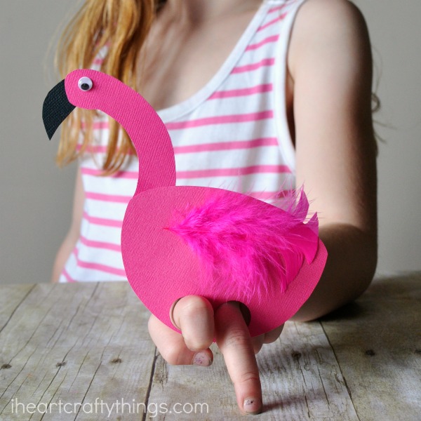 15 Super Fly Pink Flamingo Crafts - Make and Takes