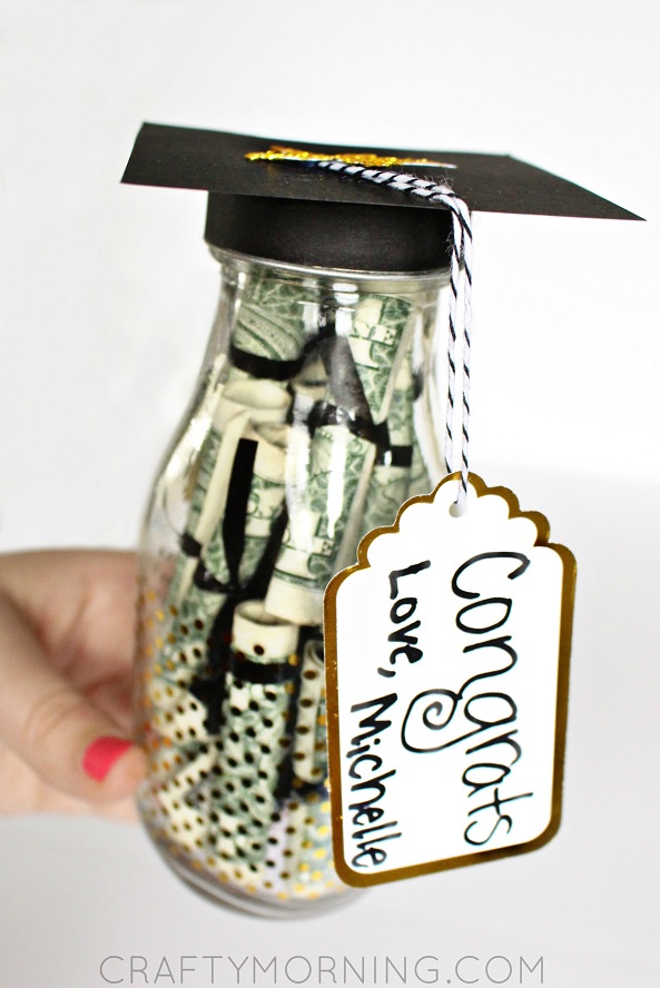 15 DIY Graduation Gift Ideas for your grad! - Make and Takes