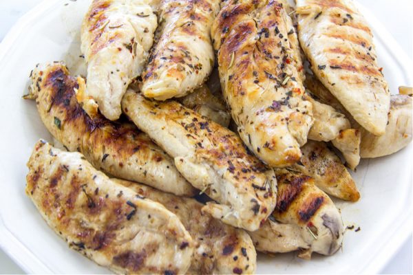 Spring Pasta with Chicken, Asparagus, and Mushrooms - MAT