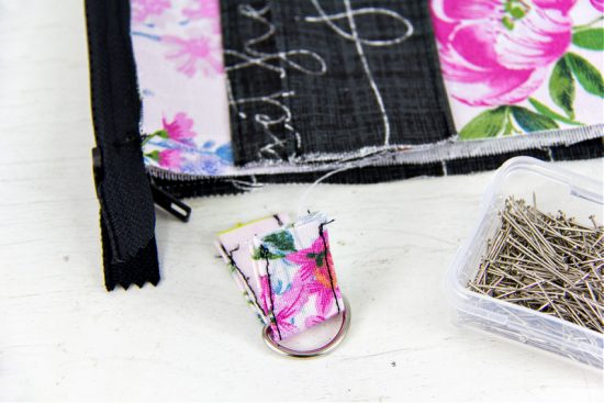 DIY Zipper Phone Purse - Make and Takes
