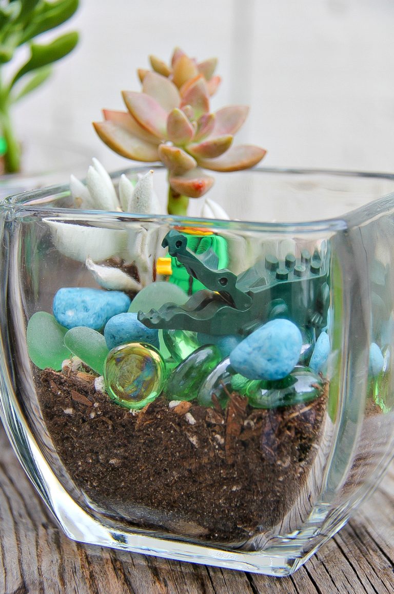 Easy DIY LEGO Terrariums For Kids - Make and Takes