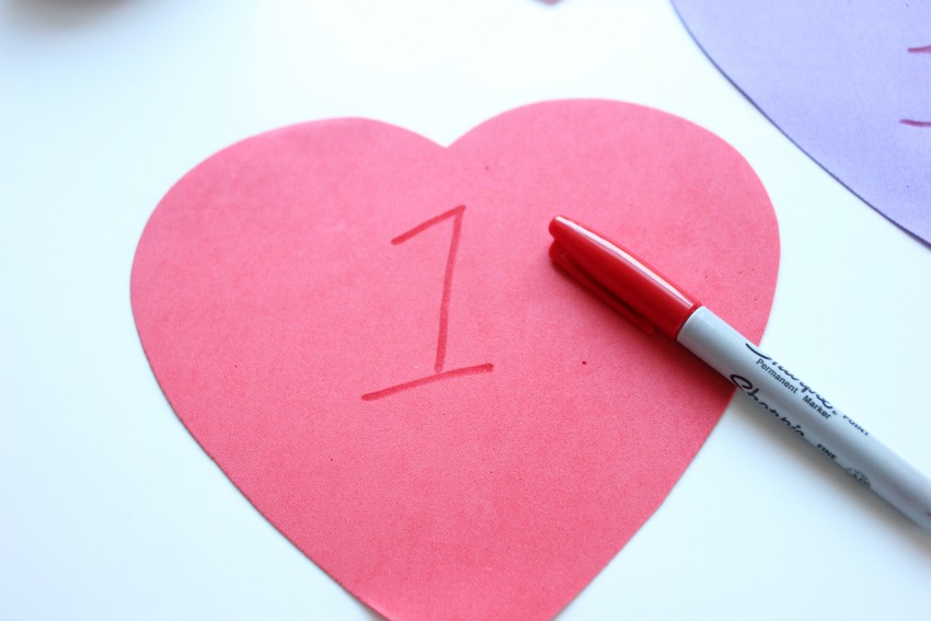 Heart Counting Activity for Preschoolers - Make and Takes
