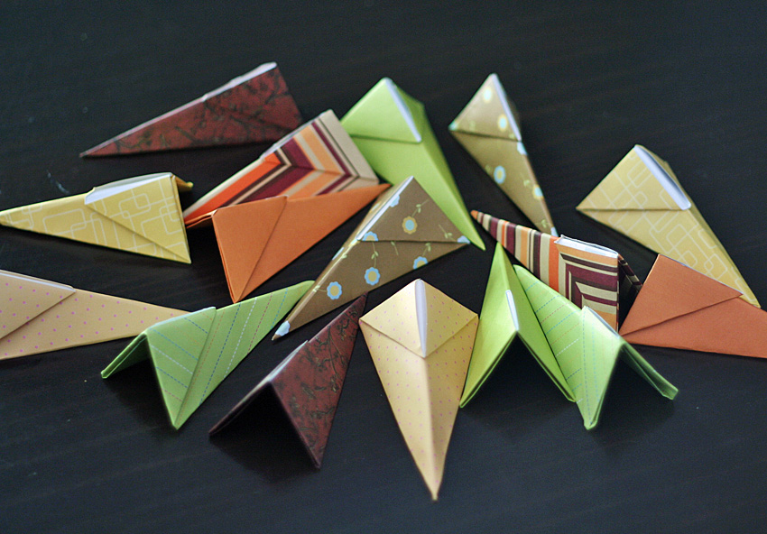 Origami Starburst Wreath - Make and Takes
