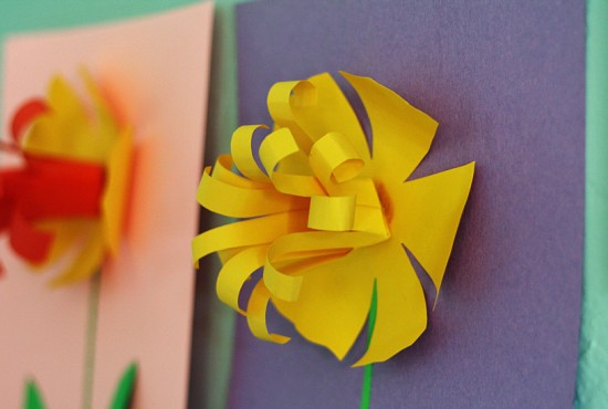 Make Pretty Paper DIY Daffodils - Make and Takes