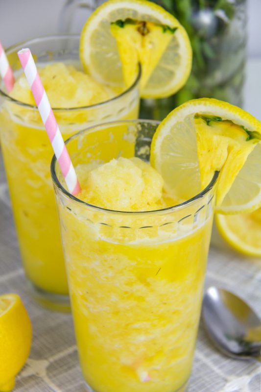 Make This Refreshing Pineapple Lemonade Slushie - Make and Takes