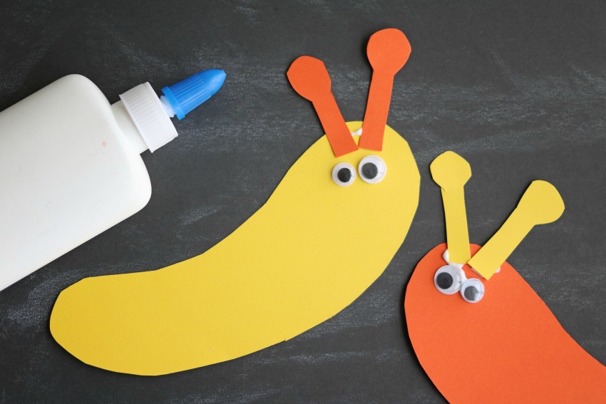 Recycled CD Snail Kid Craft - Make and Takes