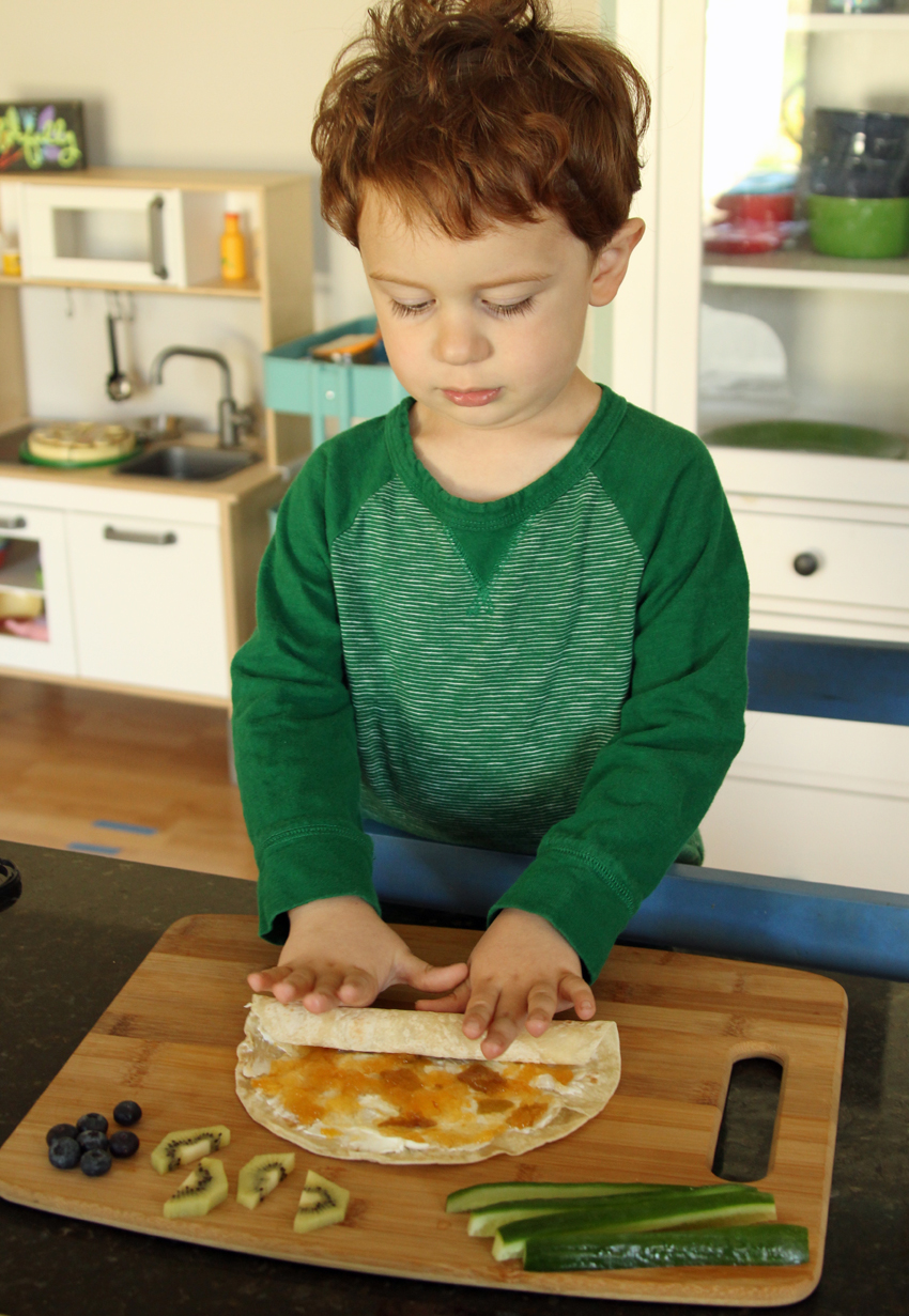 Kids in the Kitchen: Tortilla Pinwheel Flower - Make and Takes