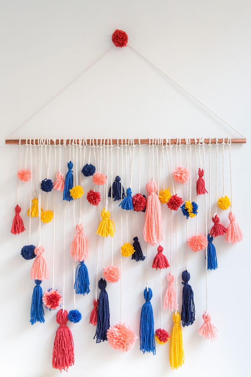 13 Yarn Pom-Poms for Home Decor - Make and Takes